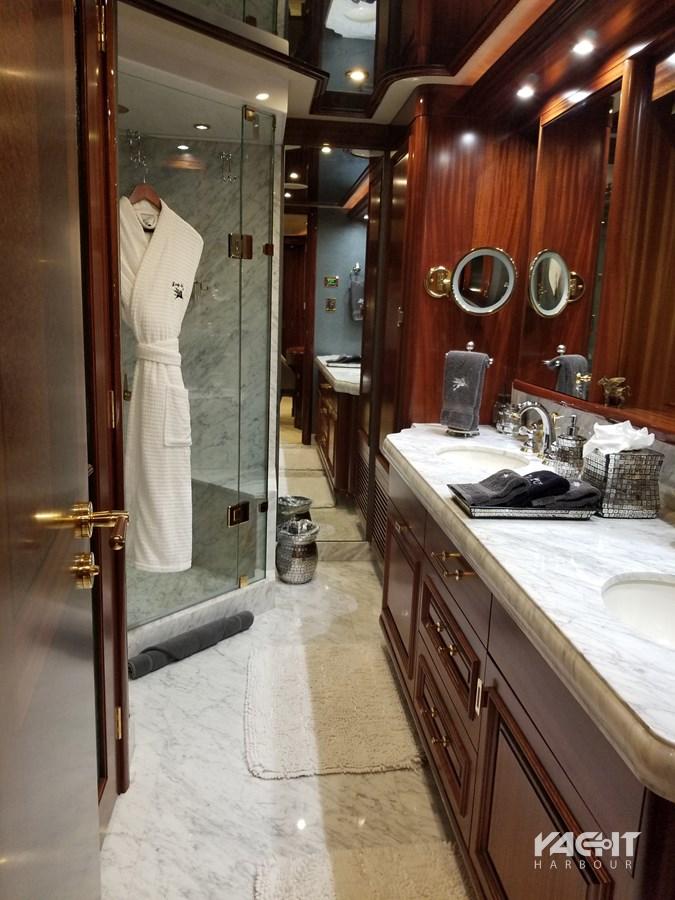 Motor yacht Lady Pegasus - Westport - Yacht Harbour