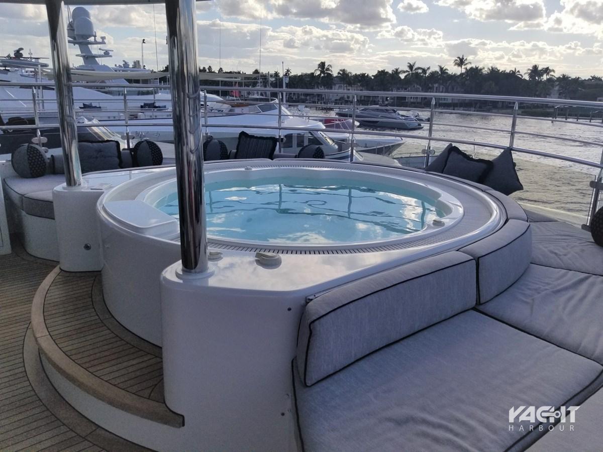Motor yacht Lady Pegasus - Westport - Yacht Harbour