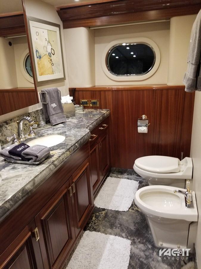 Motor yacht Lady Pegasus - Westport - Yacht Harbour