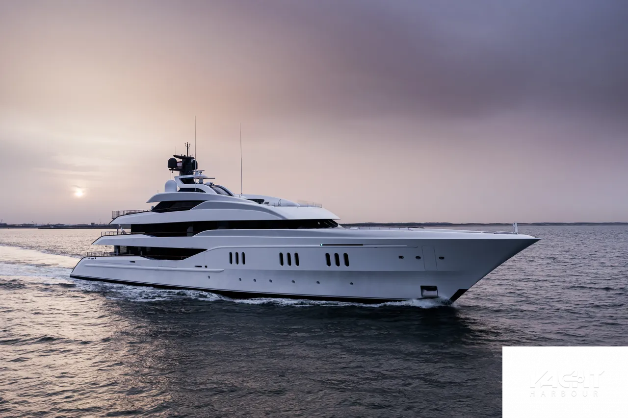 Motor yacht Vanish - Feadship - Yacht Harbour