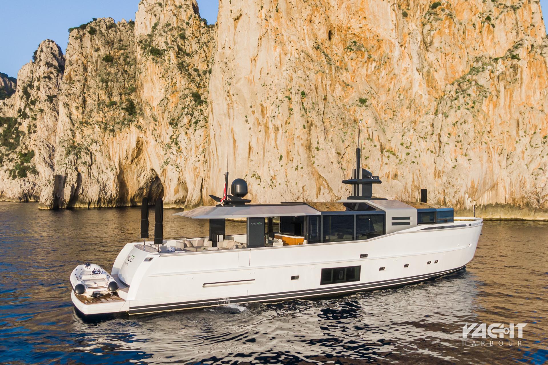 Motor yacht Milu' - Arcadia - Yacht Harbour