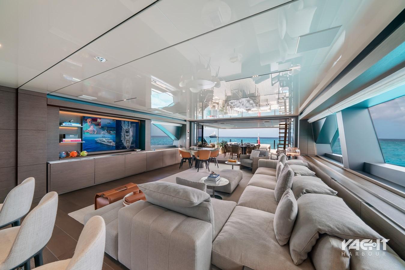 Motor yacht Asante - Custom Line - Yacht Harbour