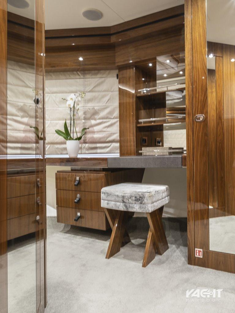 Motor yacht After 8 II - Sunseeker - Yacht Harbour