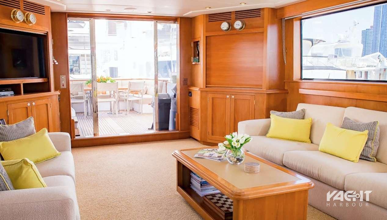 Motor yacht Phoenix One - Lloyds - Yacht Harbour