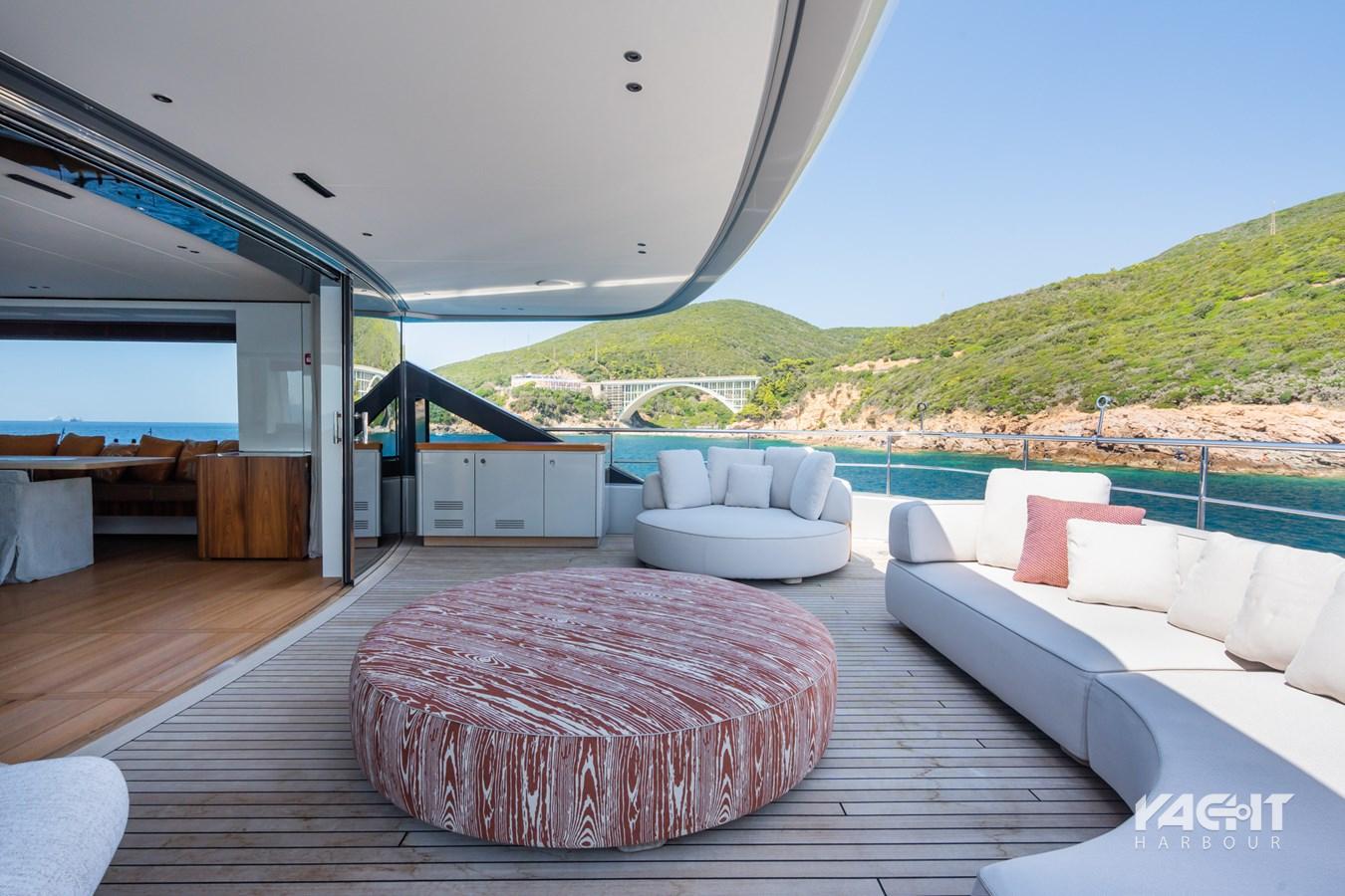 Motor yacht Phoenix - Benetti - Yacht Harbour