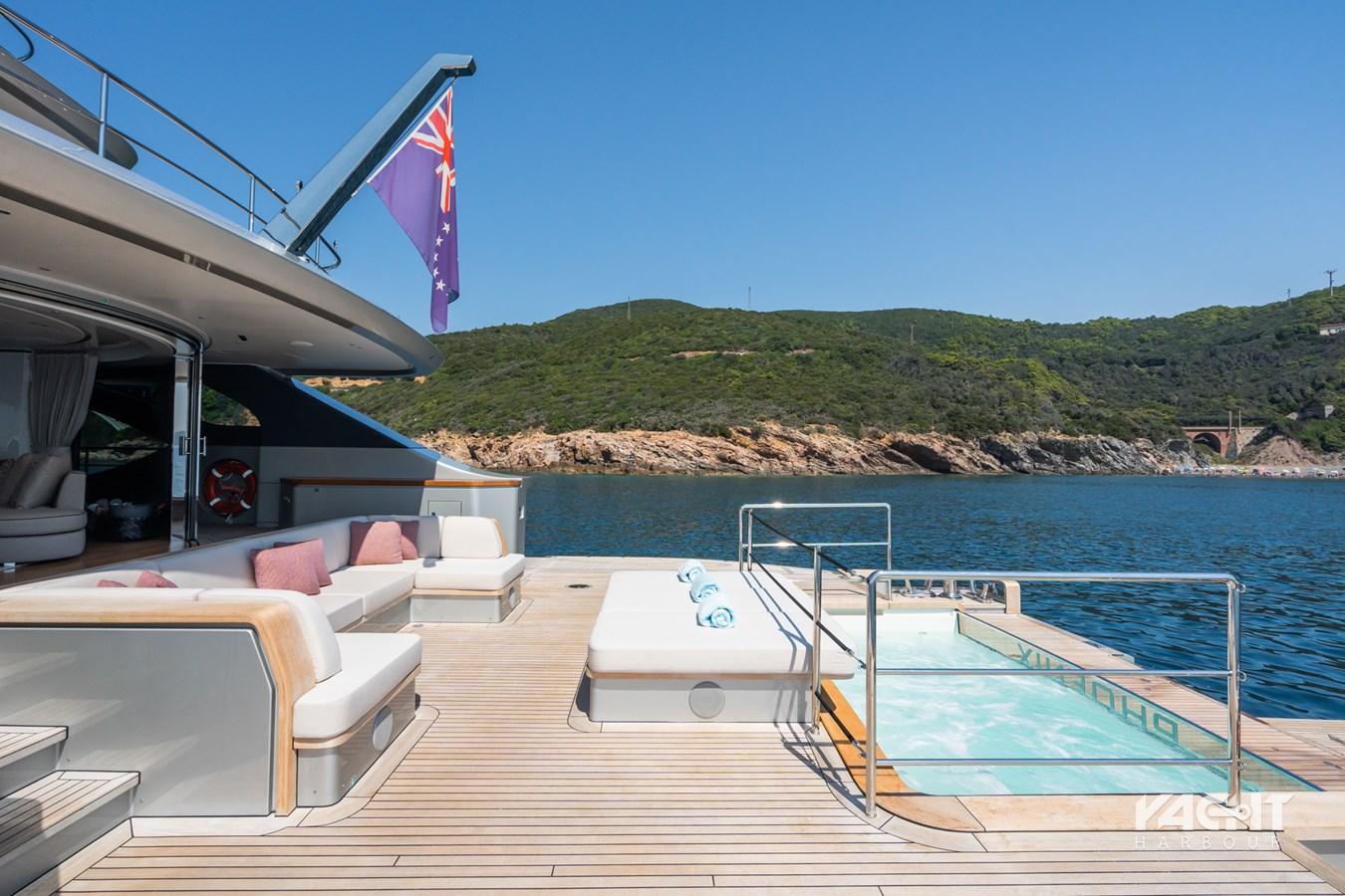 Motor yacht Phoenix - Benetti - Yacht Harbour