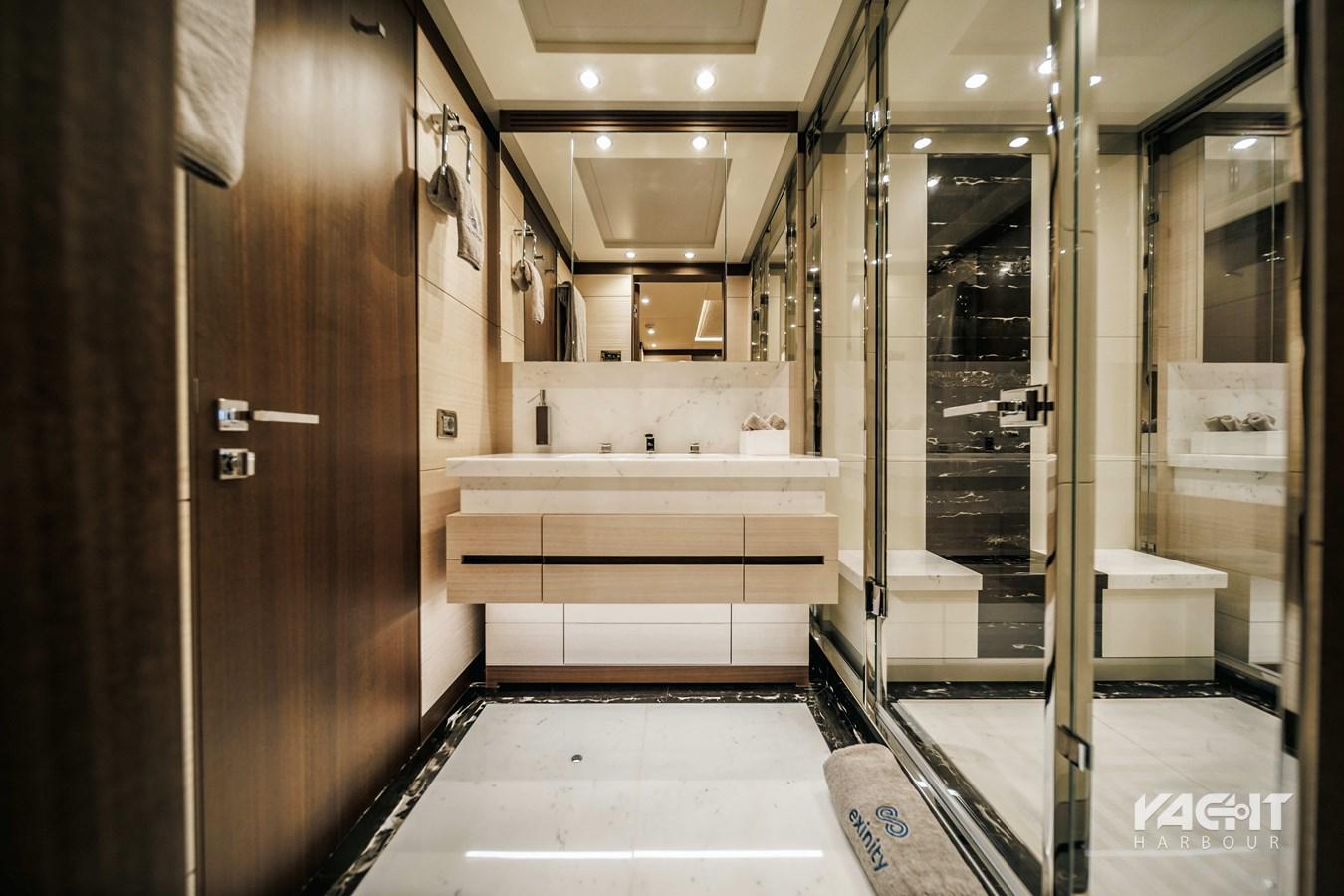 Motor yacht Exinity - Benetti - Yacht Harbour