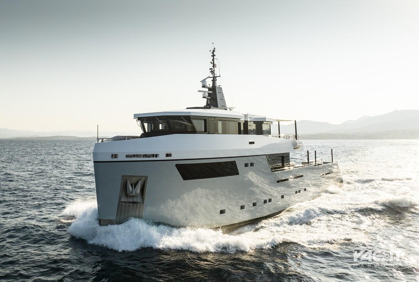 Motor yacht Fox - Pendennis - Yacht Harbour