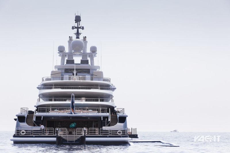 Motor yacht Luna - Lloyd Werft - Yacht Harbour
